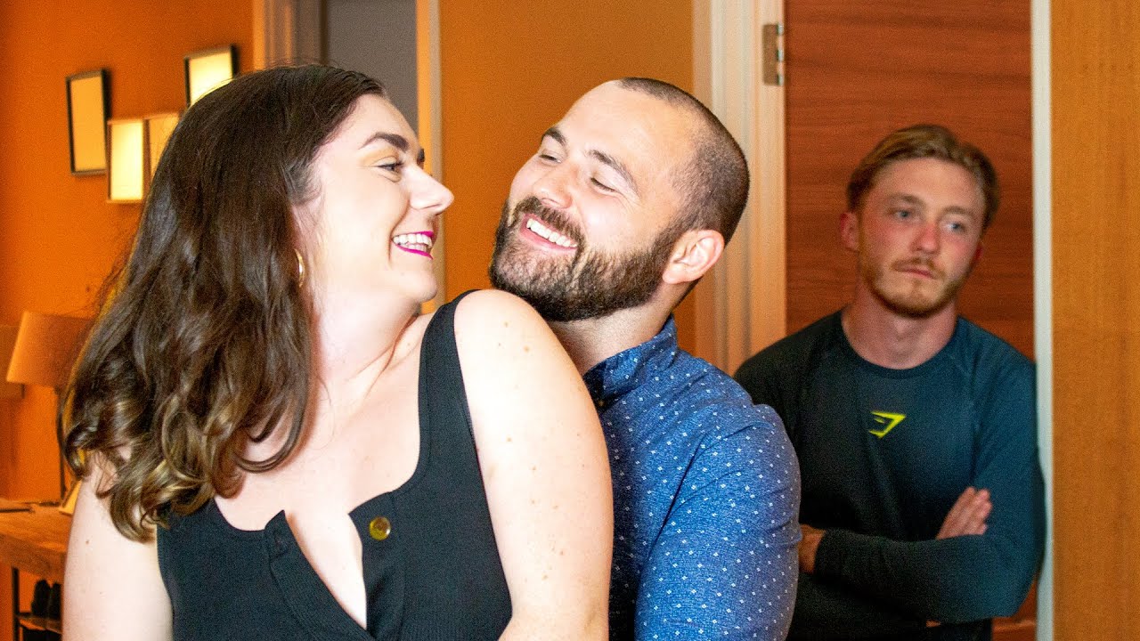 Ash Watson 유튜브 채널 분석 보고서 - NoxInfluencer