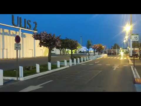 Francia Les Ulis 2 (Paris) centre commercial - YouTube