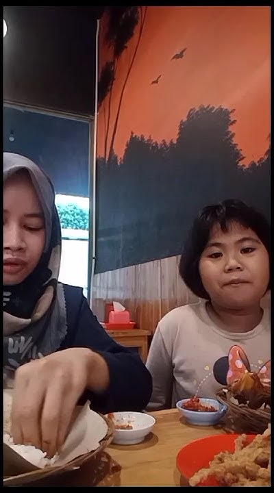 Weekend bareng Hasnia - YouTube