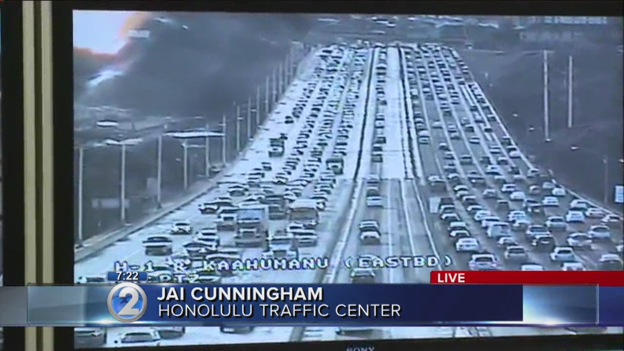 Back-to-school traffic jam begins - YouTube