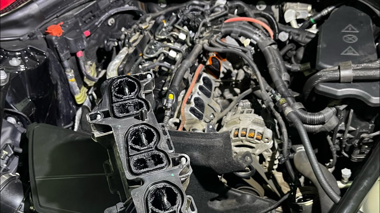 Bmw G30 B47 demontaz kolektora ssącego , klapy / intake manifold ...