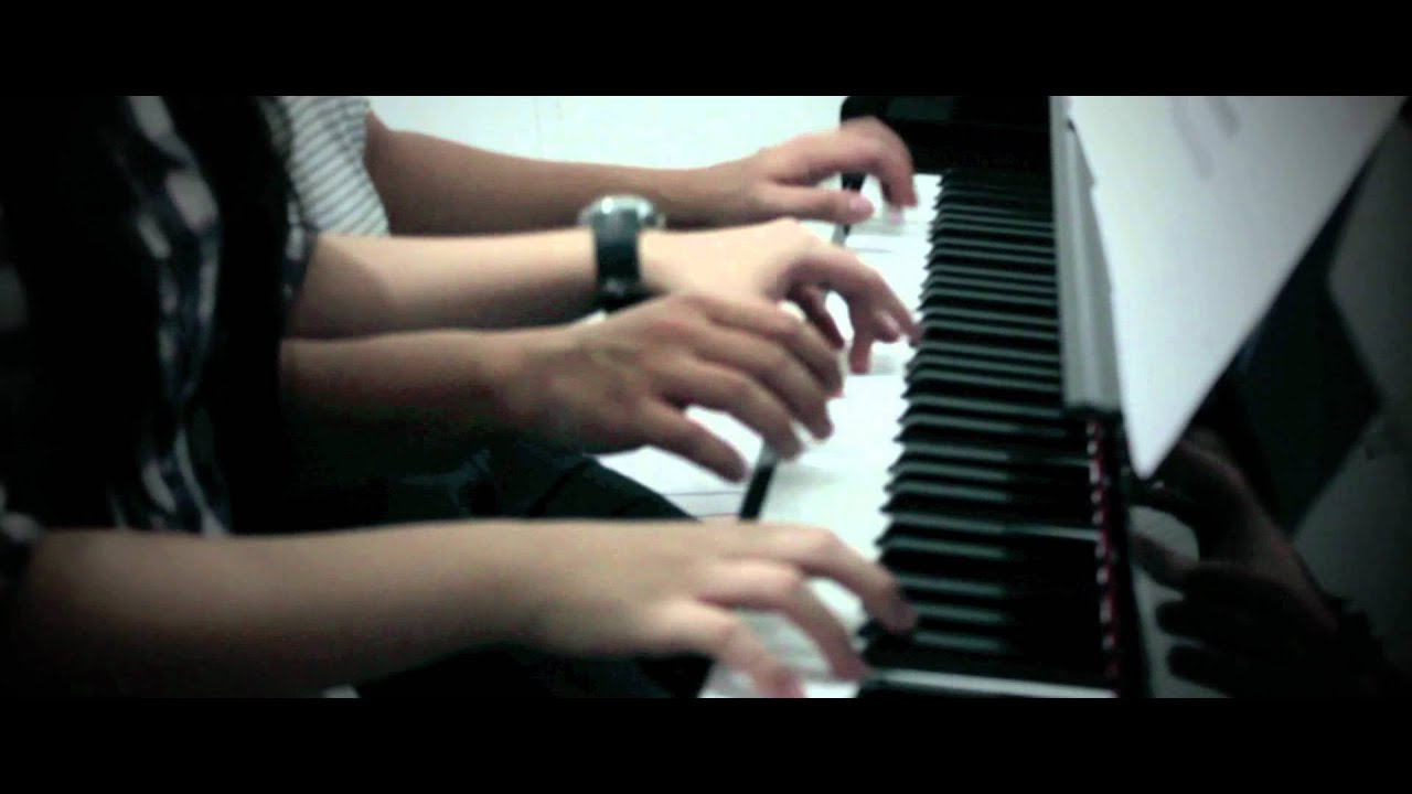 Piano duet from "The secret" - Jay Chou (Piano by Erik Tjahja and Helen ...
