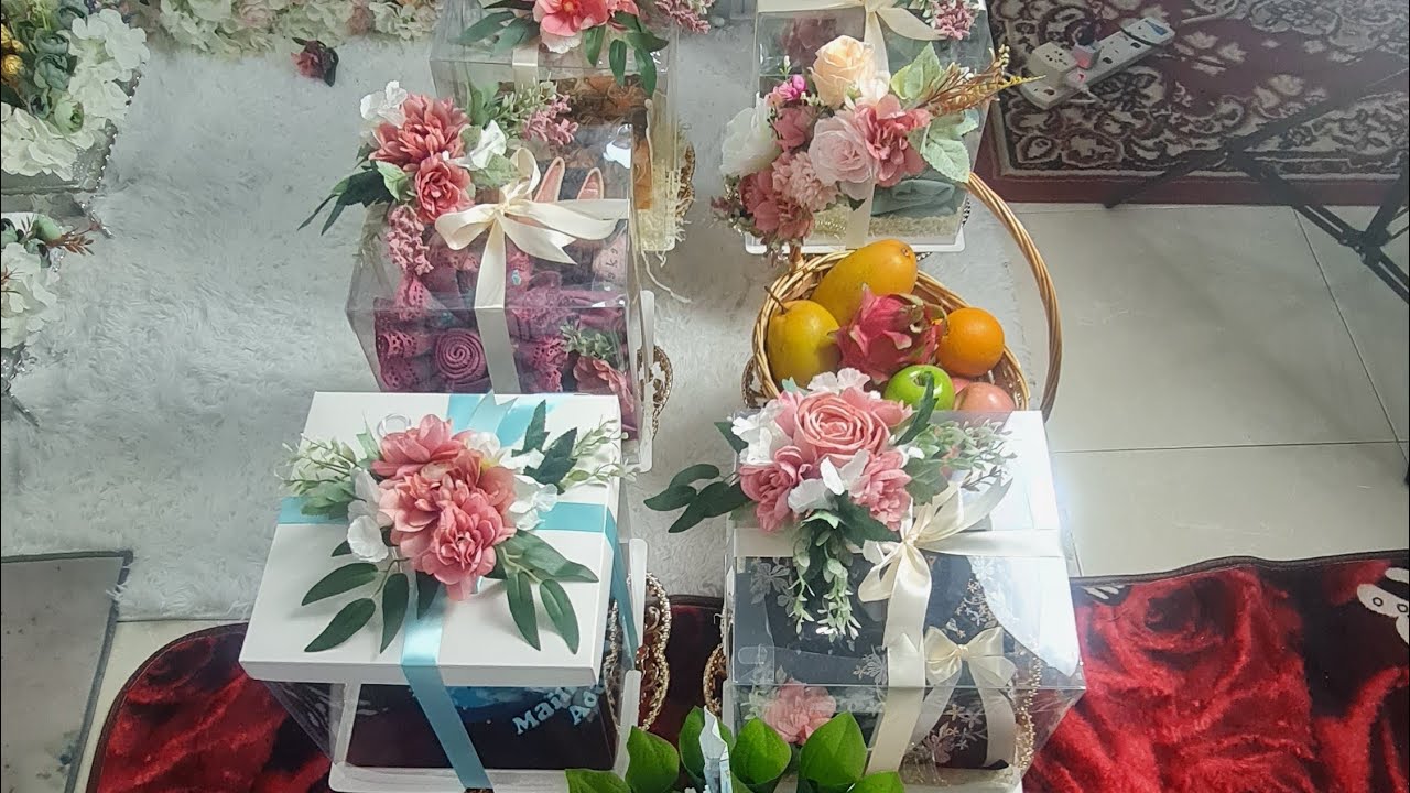 2023 Hantaran Tunang Transparent BOX| Topping Bunga Gubahan hantaran ...