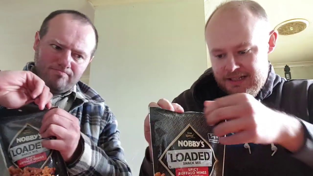 Nobby's loaded snack mix Spicy buffalo wings flavour review - YouTube