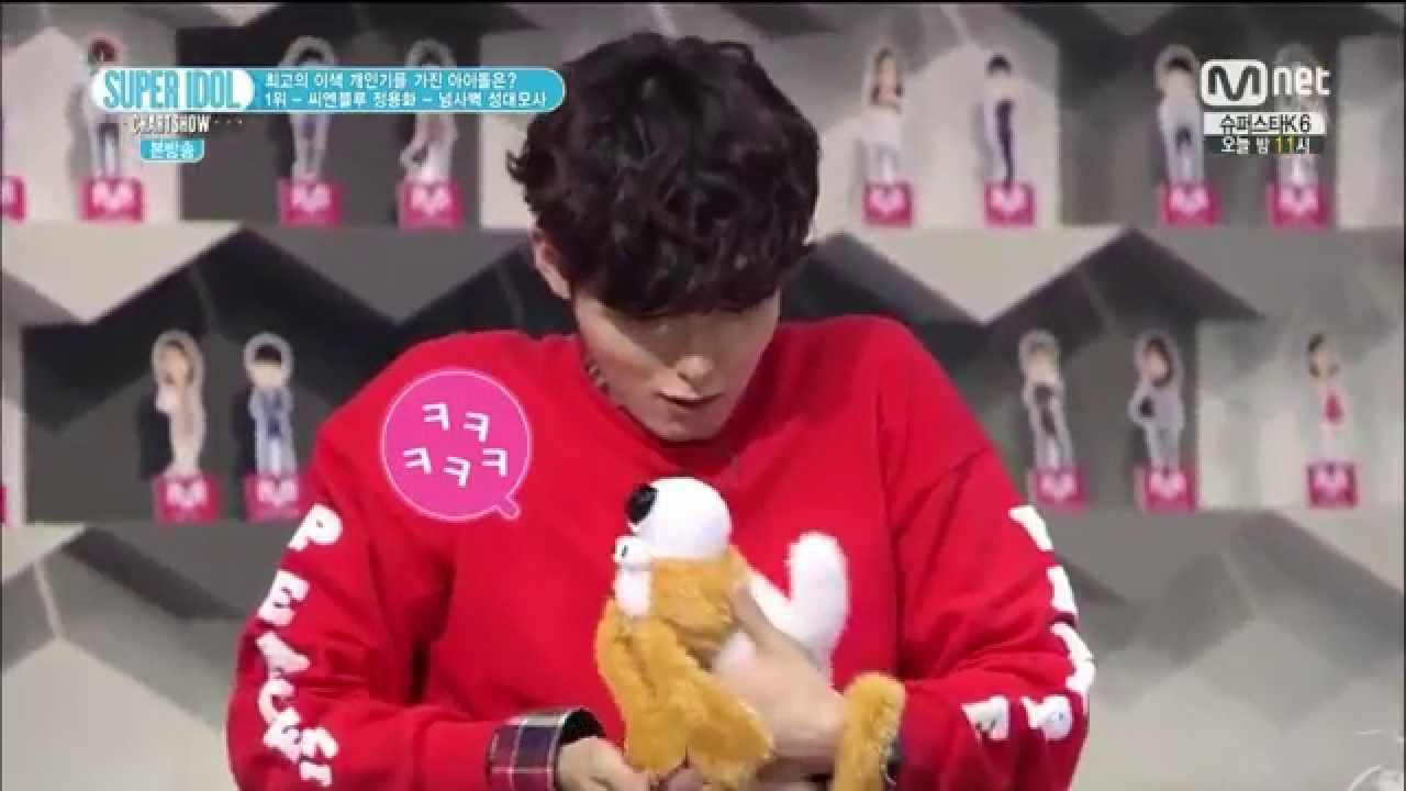 141107 SICS- Laughing dog toy / chuckle buddies - YouTube