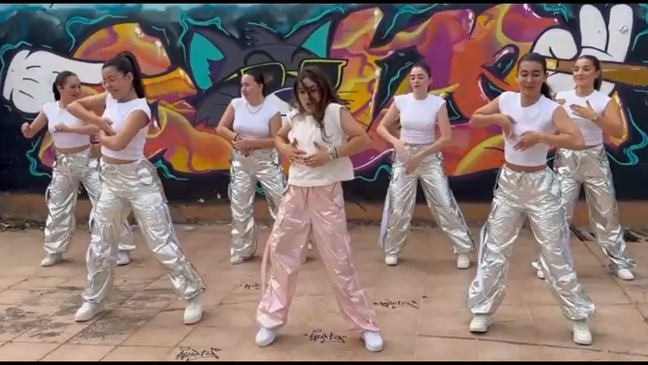 Sonhos a Voar - NC Moon & Love2Dance(Official Video) - YouTube