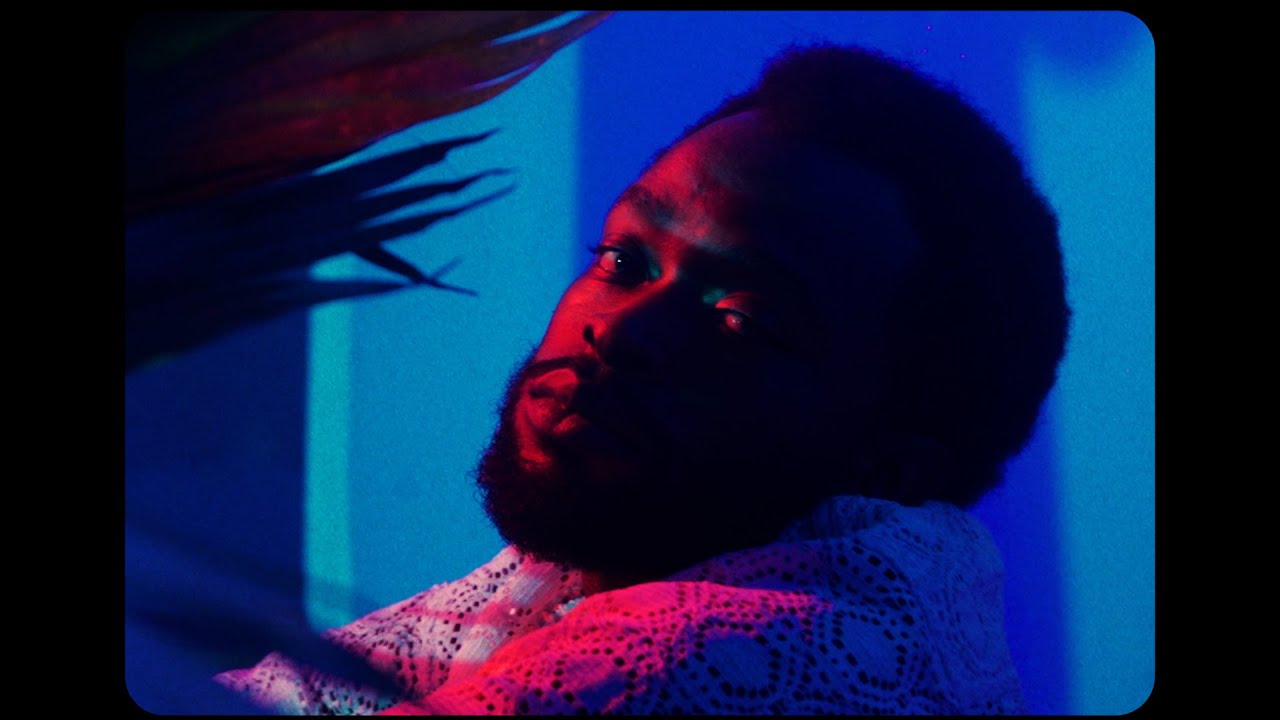 Tim Lyre - Present (Official Music Video) - YouTube