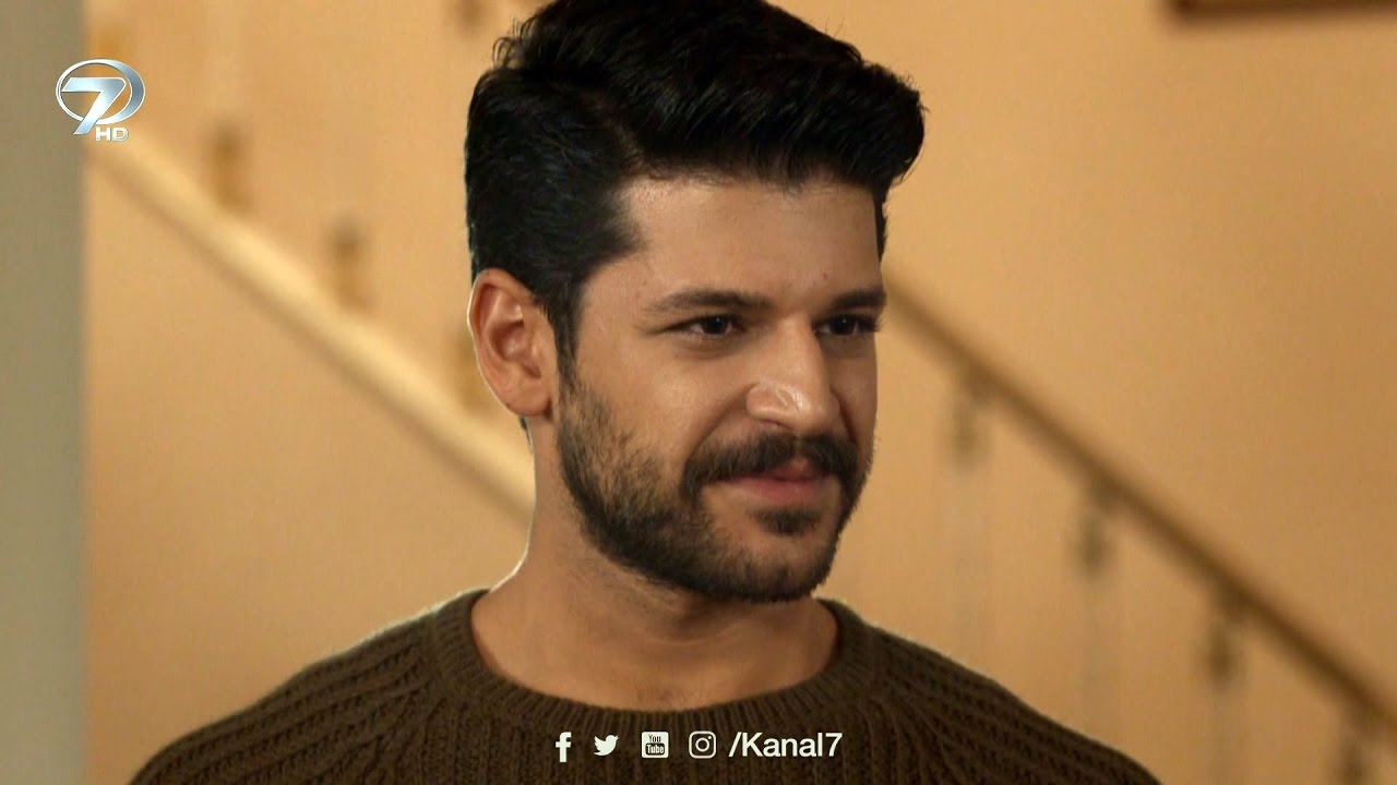 Selim Eve Dönüyor - Elif 407.Bölüm - YouTube