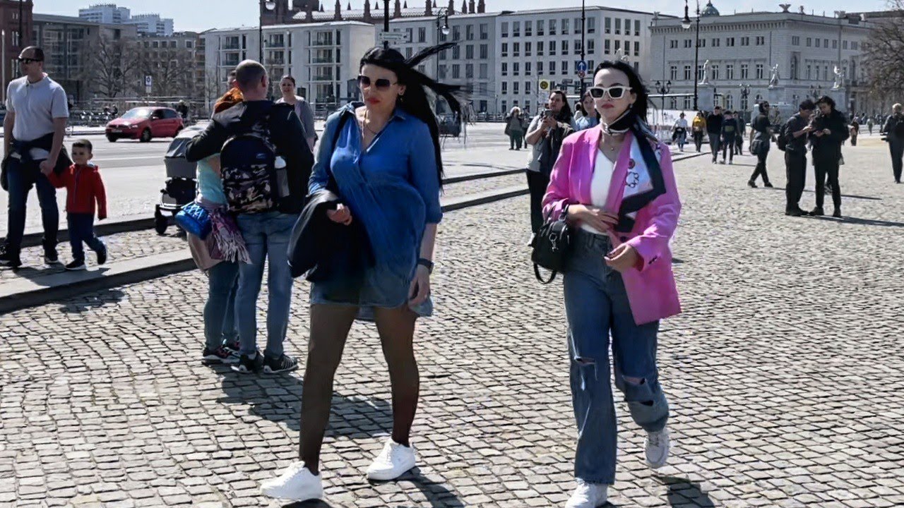 How is BERLIN TODAY? Berlin Walk. Walk in Berlin Museum island ...