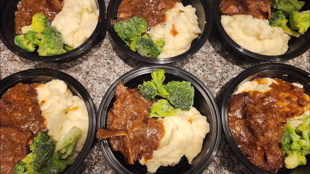 Meal prepping like crazy over here. 3 different meals to stock your ...