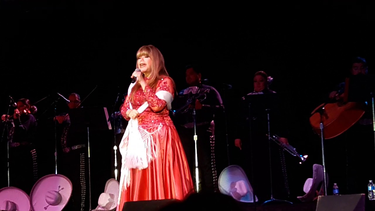 Yolanda del Rio🎶🎤 😭 El Día Que Me Acaricies Lloraré @ Inn of the ...