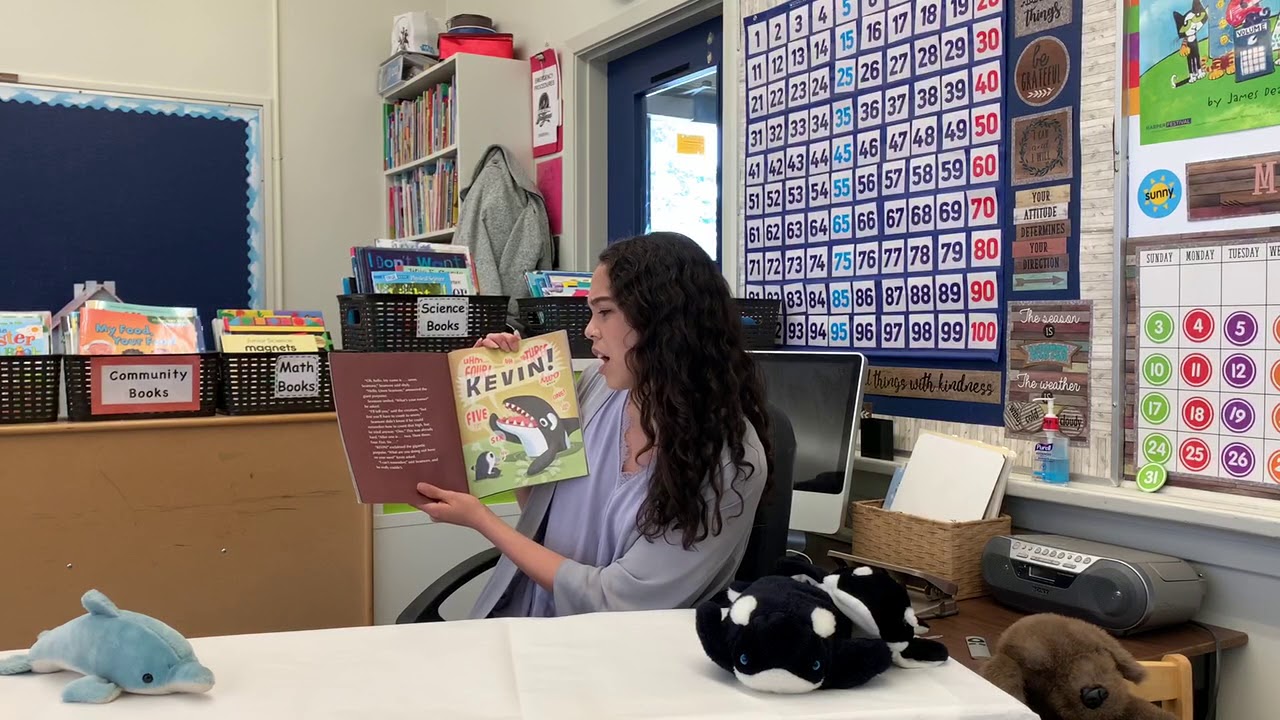 Ms. Kwan reads "Seamore the very Forgetful Porpoise" - YouTube