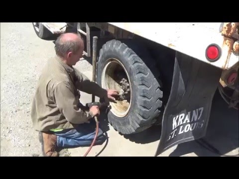 Truing or aligning Dayton or split rim wheels - YouTube