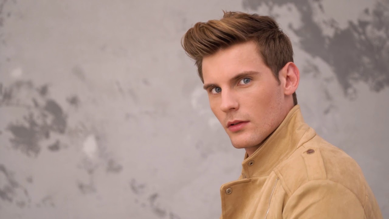 Mr World Poland 2019 - Robert Kapica - YouTube