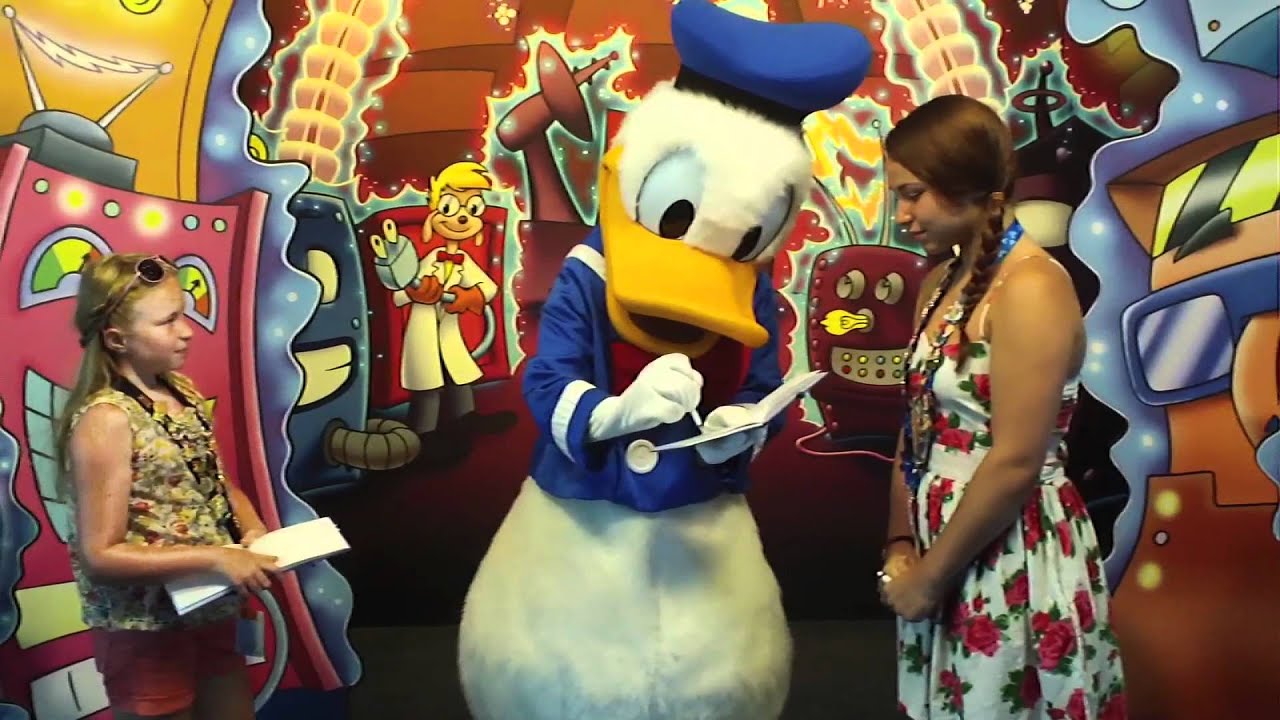 Donald Duck 2 in Walt Disney World Epcot - YouTube