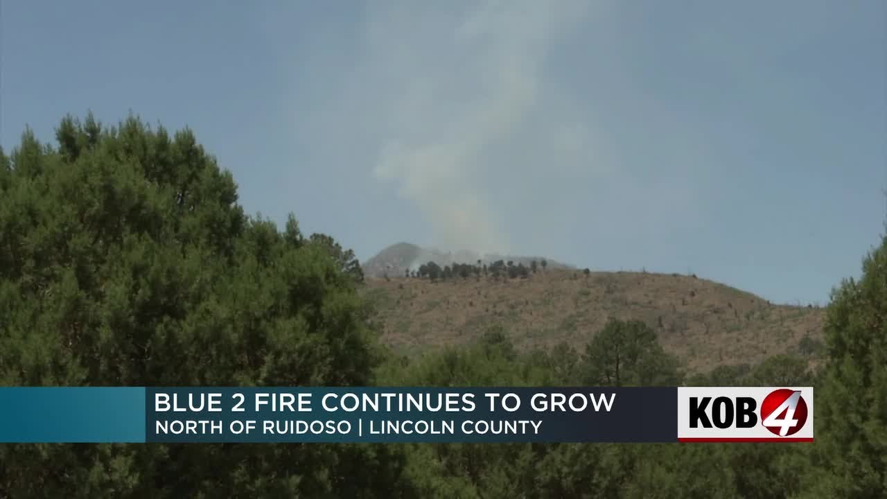 Crews continue to battle Blue 2 Fire near Ruidoso - YouTube