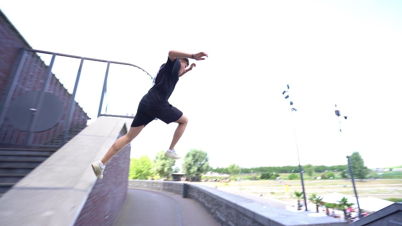 Freerunnen in Venlo | Flips en Tricks - YouTube