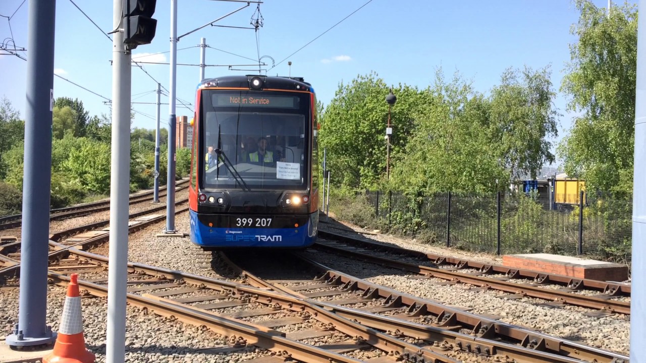 Stagecoach Tram-Train 399 207 arrives into Nunnery Depot with a Driver ...