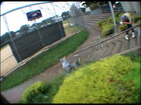 BAD SKATE FALL (HEAD HITS CONCRETE) - YouTube