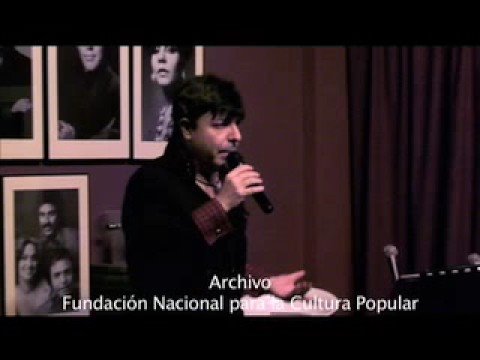 Lou Briel canta "Yo puedo" en la Fundación Nacional Cultura Popular ...