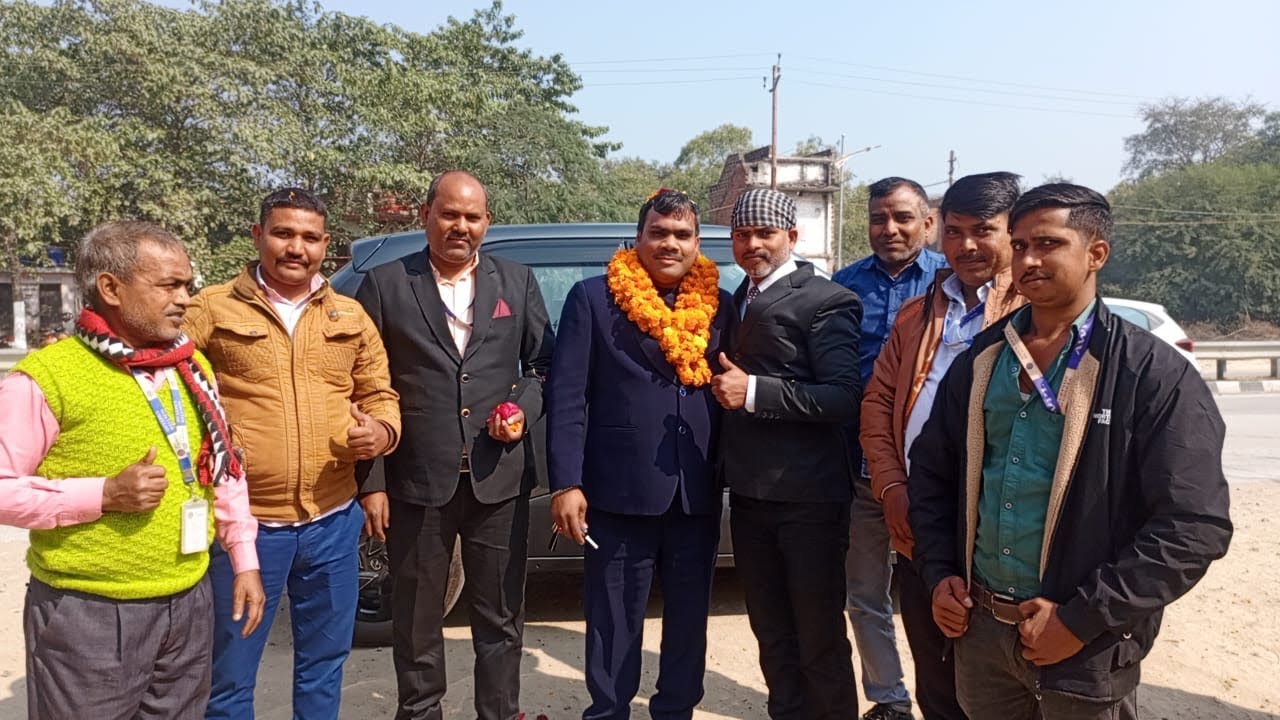 Awpl Fighter guruji ke welcome ke liye इंतजार करते huye Mr Ramesh Sir ...