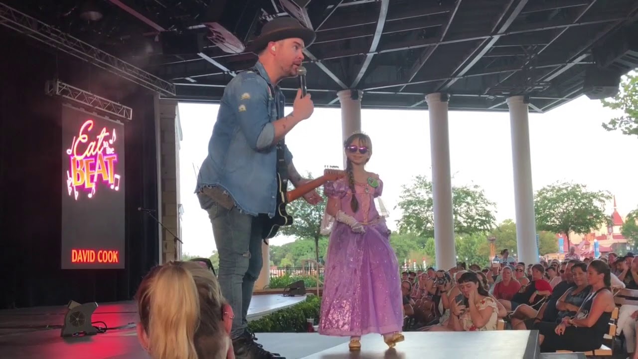 David Cook Epcot 9/28/18 “Princess Banter” - YouTube