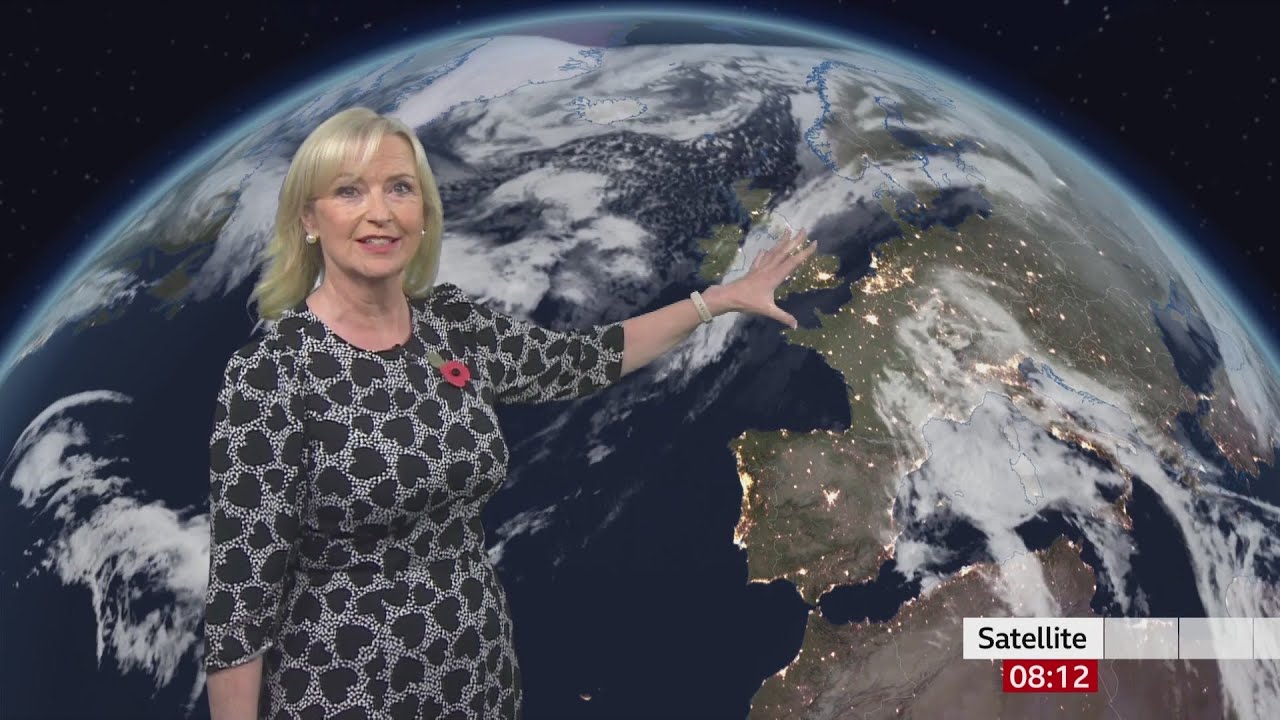Carol Kirkwood - BBC Breakfast Weather 10/11/2021 - HD - YouTube