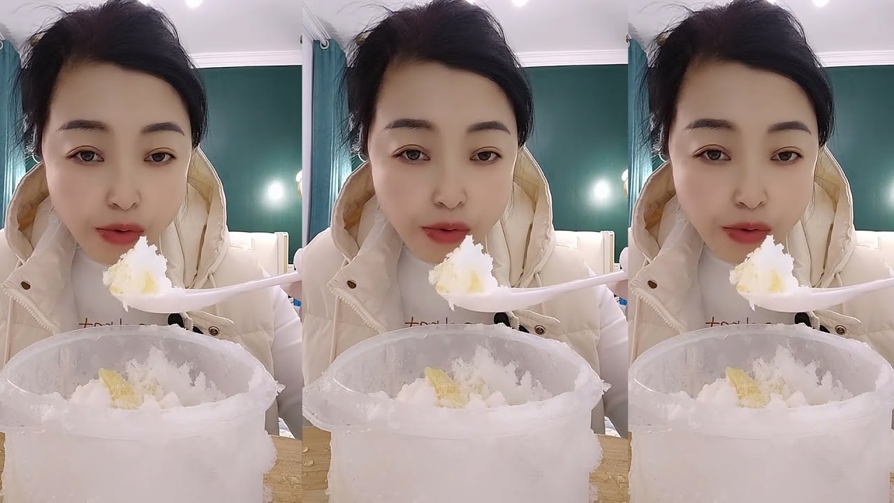 Fifth sister ICE CHUNKS WITH MATCHA AND MILK POWDER | ASMR ICE EATING ...