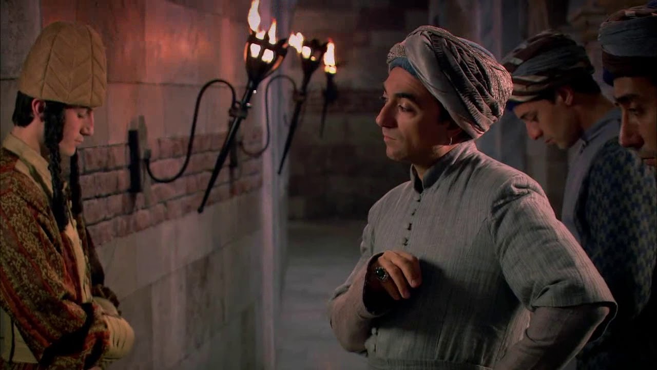 El Sultan 3 34b1 Sumbul tal vez piensa en placeres que nunca sentirá ...