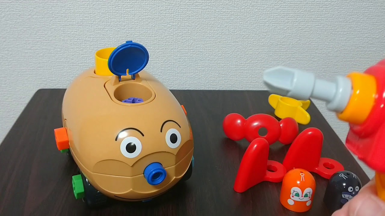Let's play with ANPANMAN DIY TOY！Let's build up ANPANMAN－GO KITCHEN CAR ...