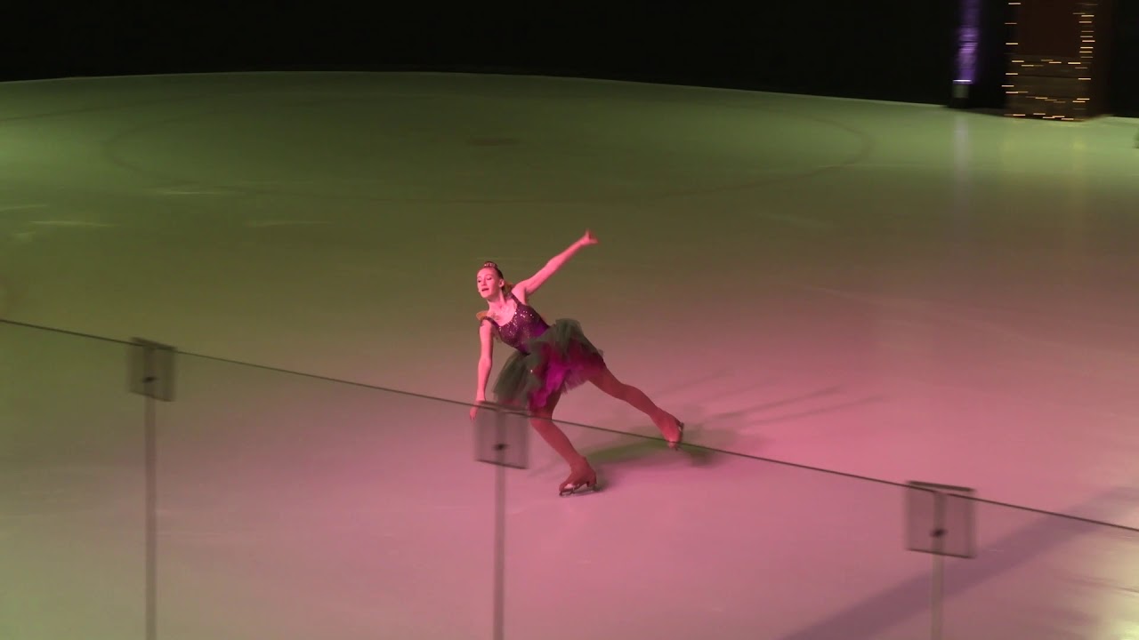 Grace Matvick "TInkerBell" Solo - 2020 Chaska Ice Show "Neverland ...