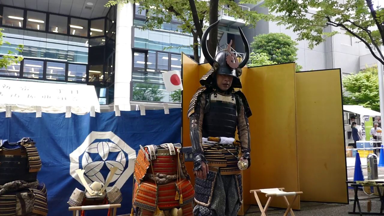 Samurai demonstration at Midsummer Snow Fes in Shinjuku [RAW VIDEO ...