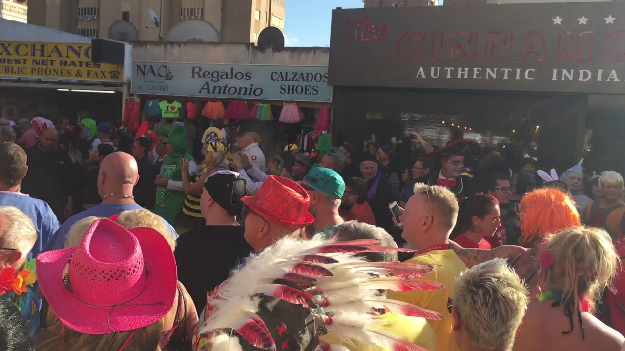 Benidorm Fancy Dress Fiesta Festival November 2017 - YouTube