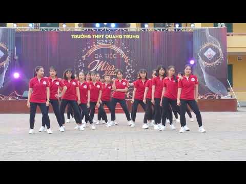 12C4 - Giải nhất Flashmob 2018 - THPT Quang Trung