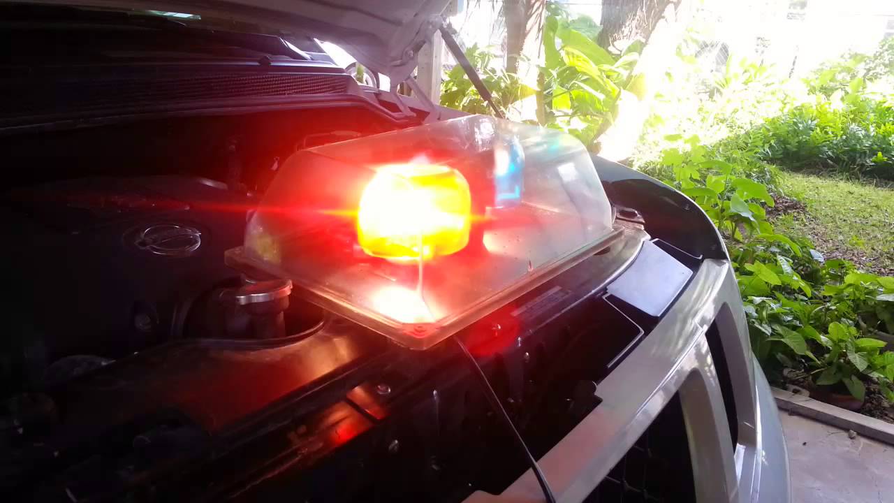 Code3 PSE Mini LP 6000 With Red/Blue Filters - YouTube