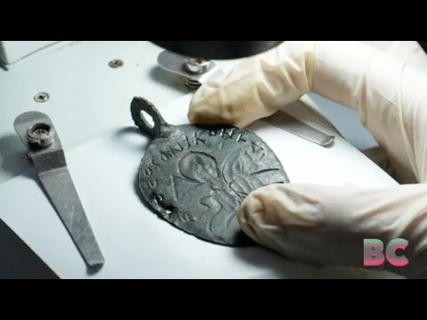Prophetic: "Newly discovered ancient amulet references tale of King ...