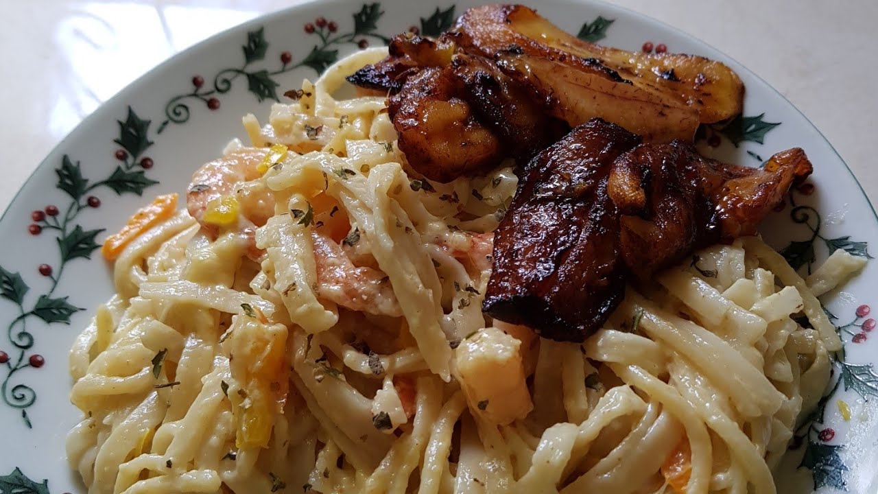 shrimp pasta with fry plantains - YouTube