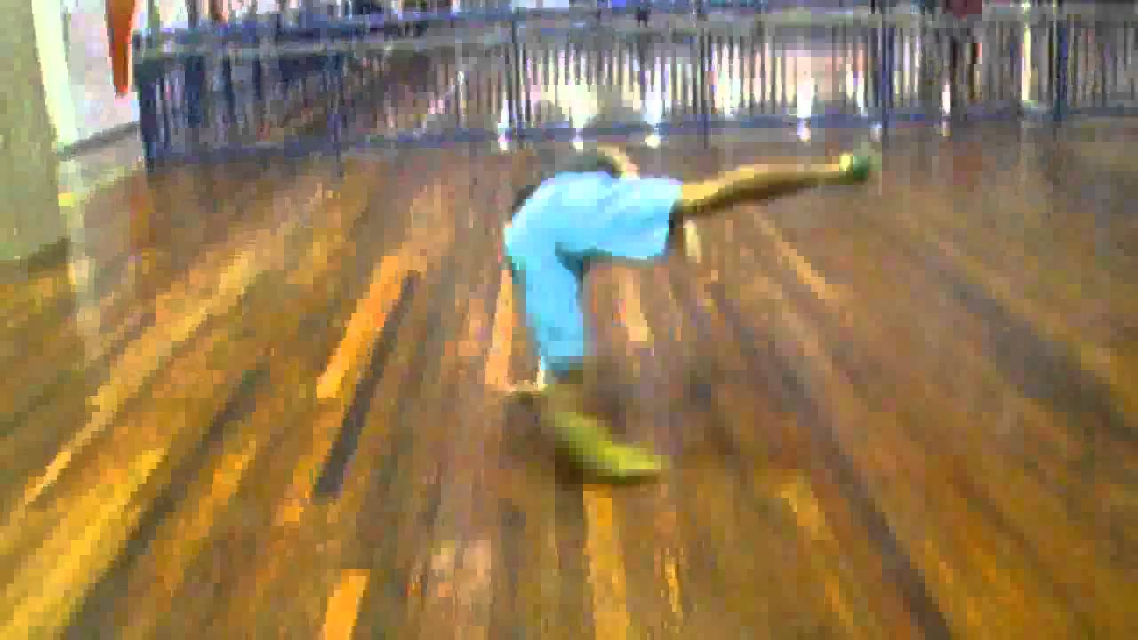 The Best Flare - POWER MOVE 2010 - (Bboy-Edinho) - YouTube