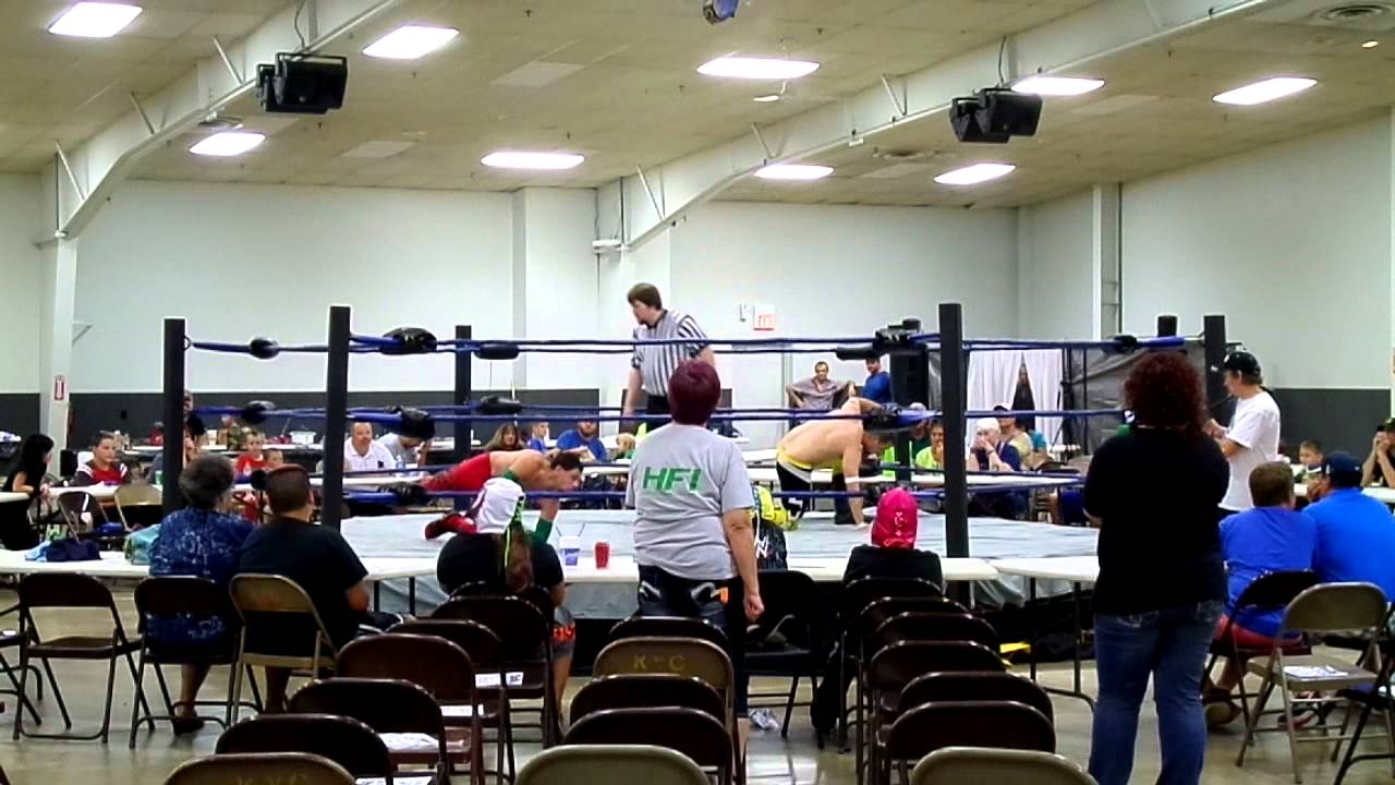 Vinny Balzano vs Tim lutz - YouTube