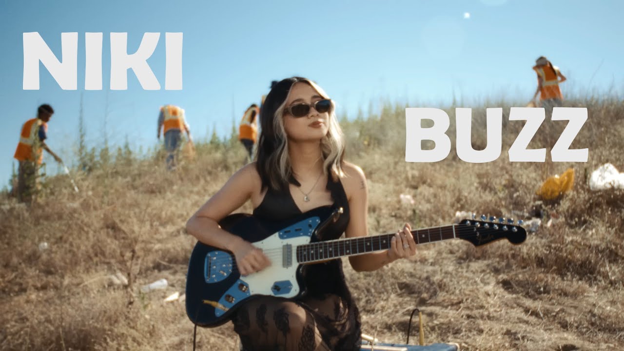 NIKI - Buzz-中文翻譯 - YouTube