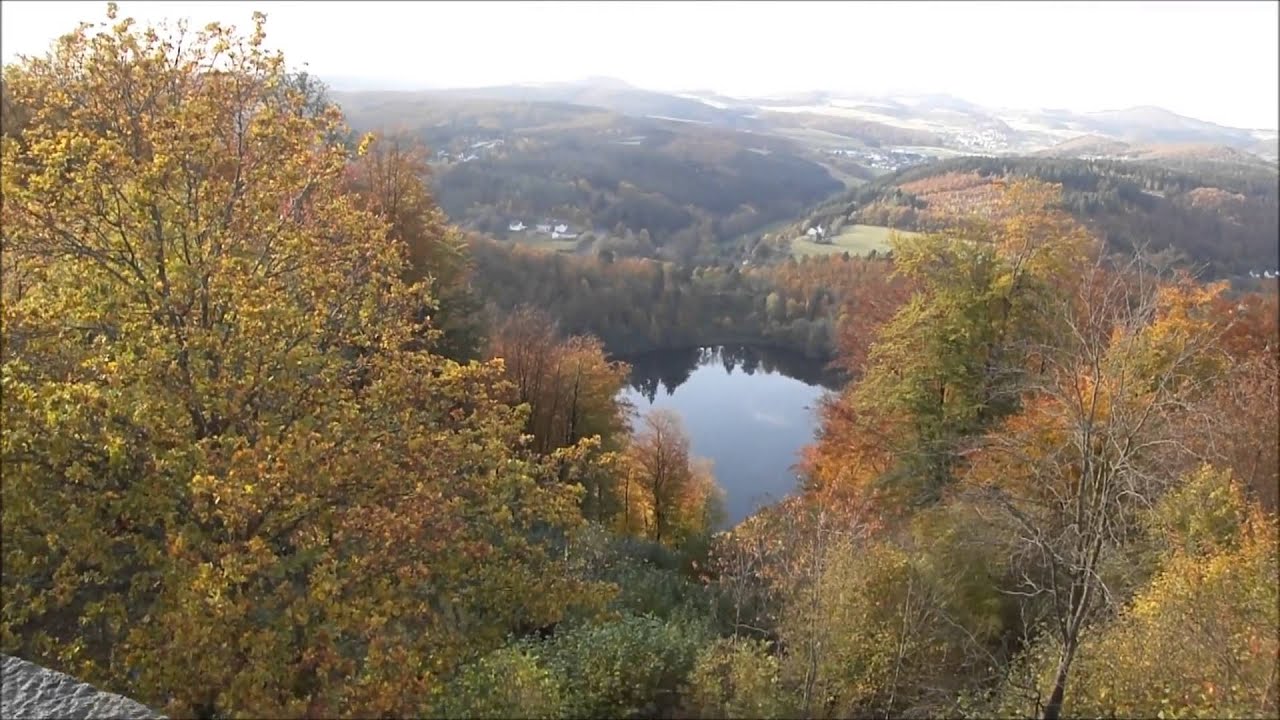 Eifelmaare im Herbst - YouTube