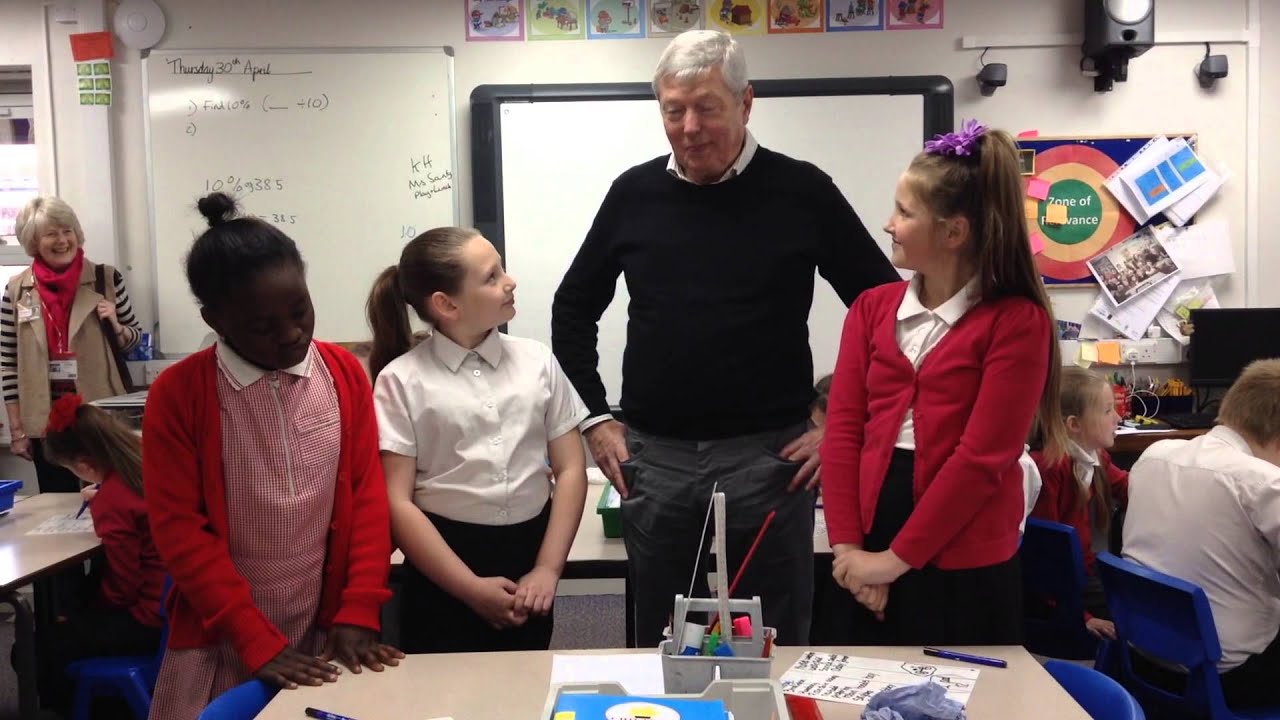 Alan Johnson Meets Class 5 at Chiltern Primary School - YouTube
