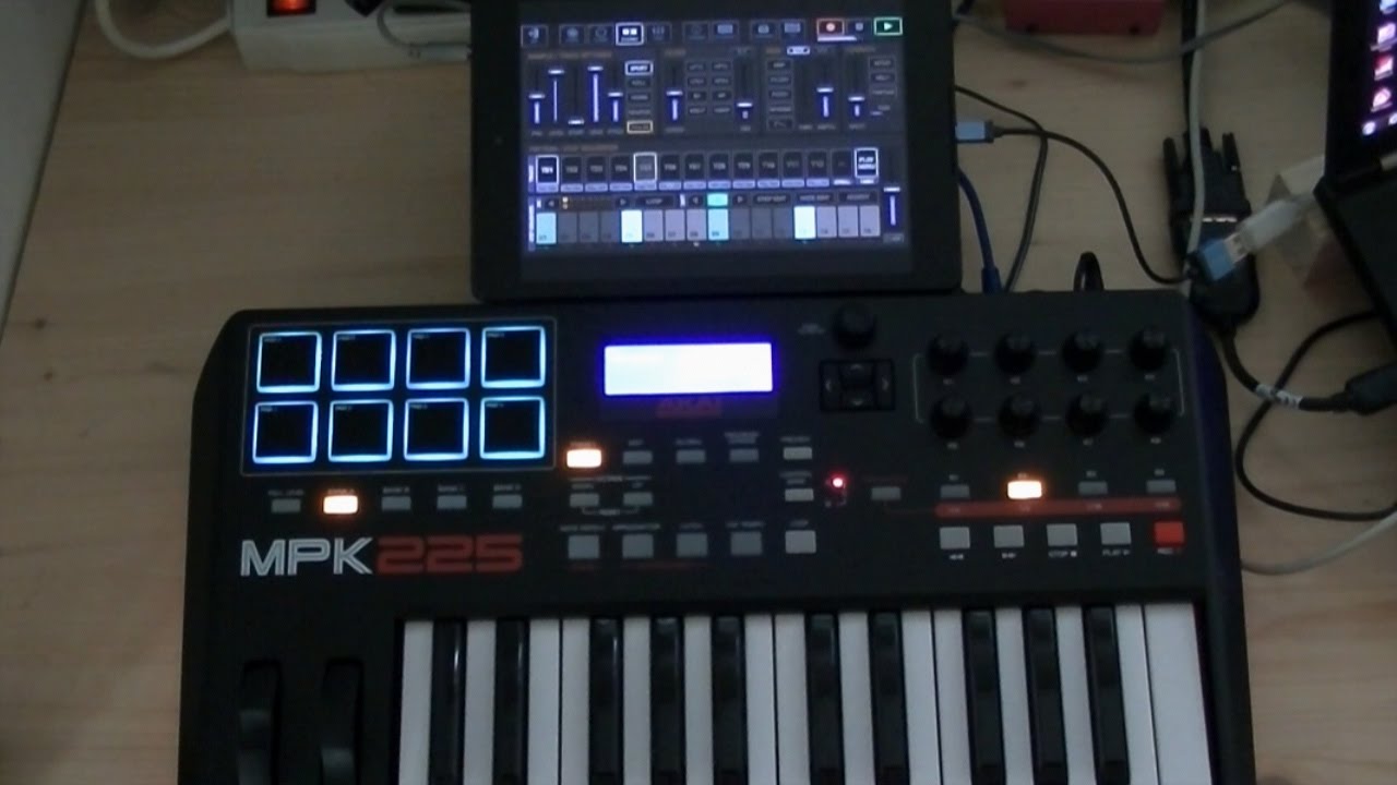 MIDI Drum Pads Feedback / G-Stomper Studio 4.3 Mobile App - YouTube