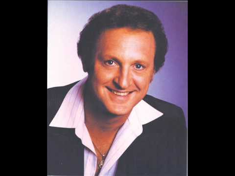 Bobby Wright "Takin' A Chance" - YouTube