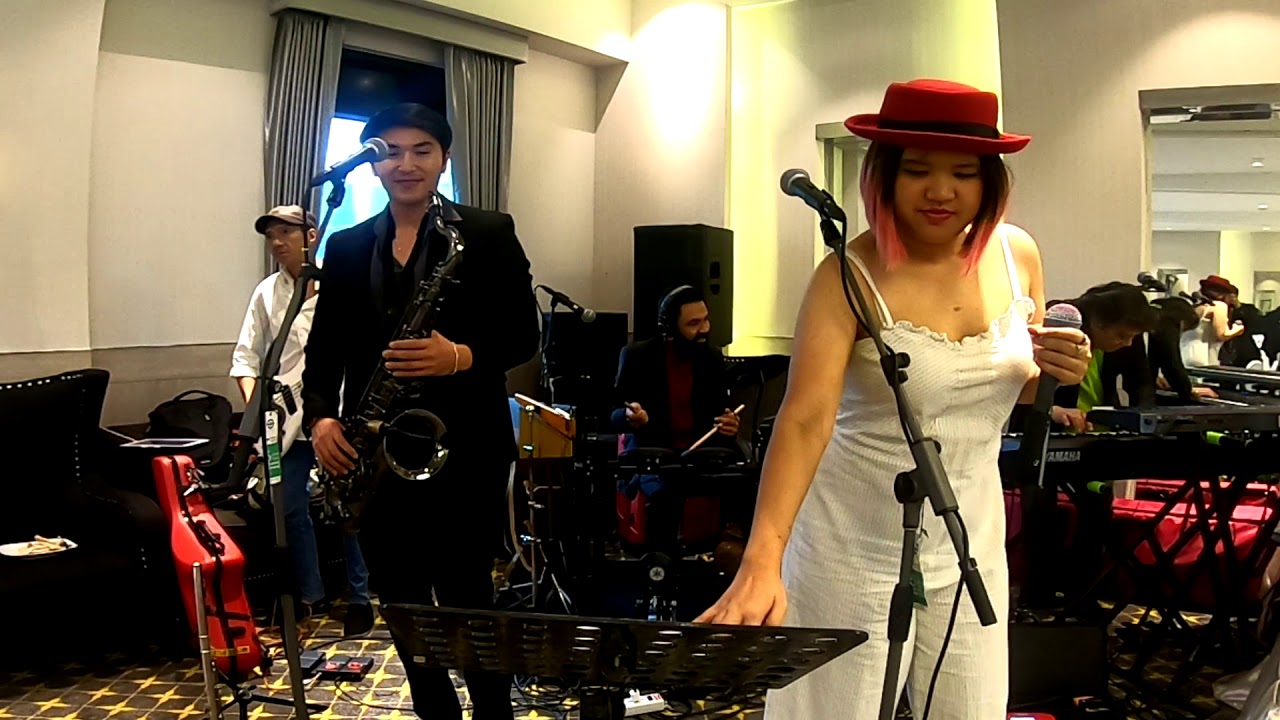 The Autumn Leaves by Funky junkie #Together Ch - YouTube