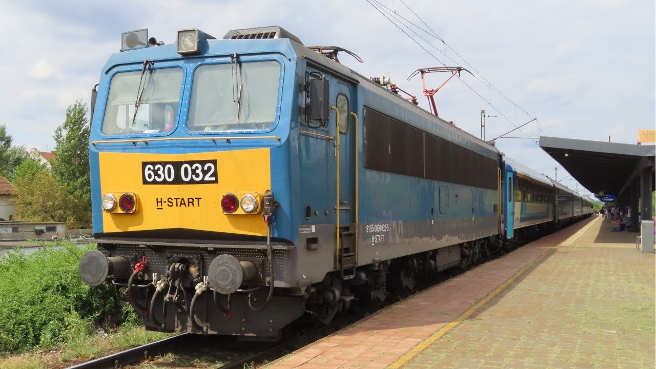Hungary: MAV Class 630 (V63) electric loco departs Zuglo on an ...