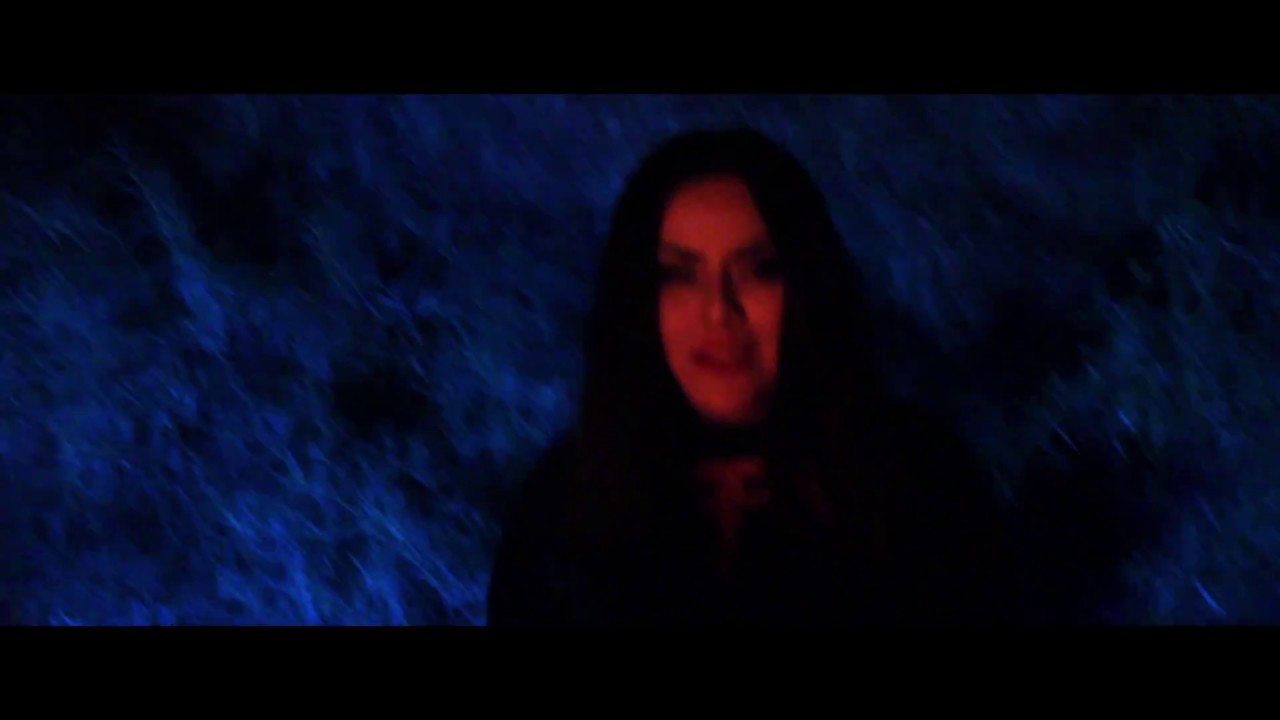 THA QUEEN DENIS MC - TRAICIONERA - YouTube
