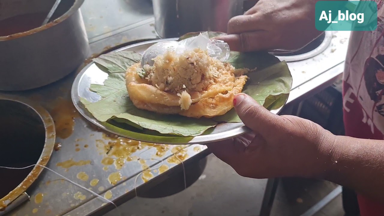 Puri upma only @Rs20/- plate only in Berhampur!! - YouTube