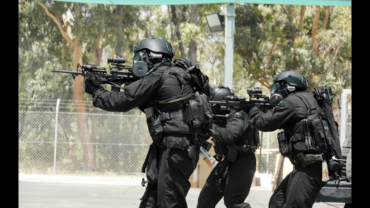 DRO SRT/ MCSO SWAT/ Jim Hill III - YouTube