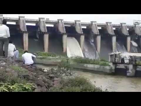 Veer Dam Doors opened in rainy season 2019 | Shri Kshetra Veer - YouTube